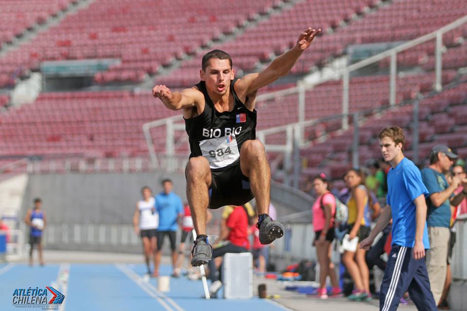 Atleta UBB logró el oro en Campeonato Nacional Atletismo 2015 - Portal ...