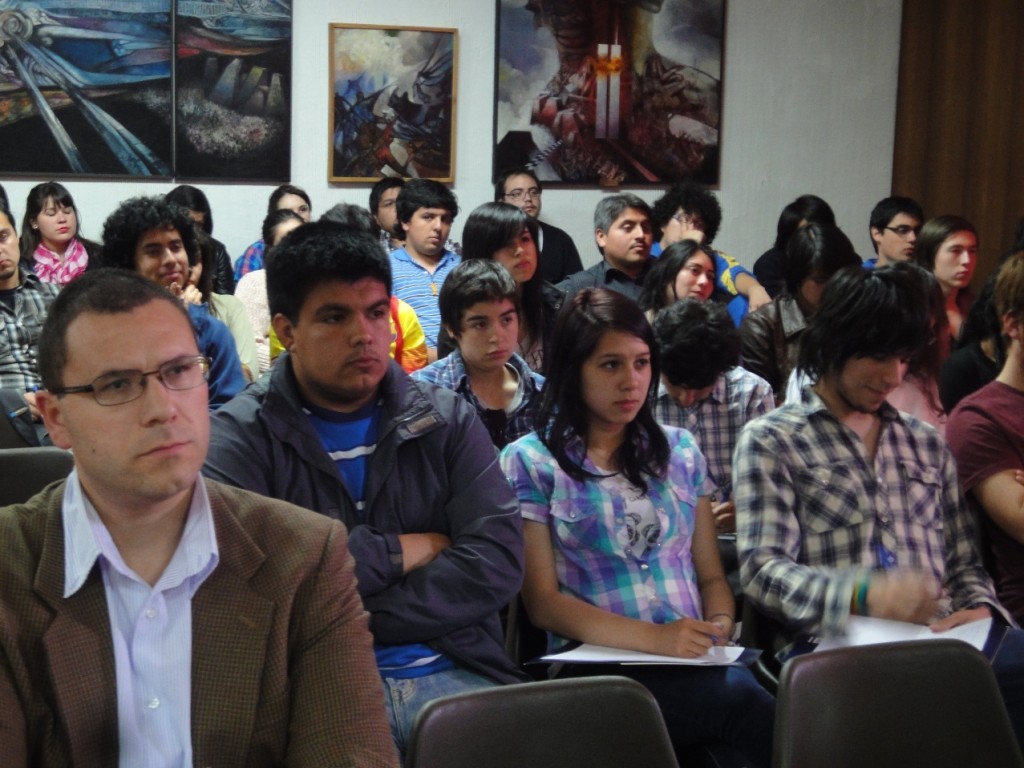 Presentan libro Primera Defensa del Indígena Americano del Dr. Luis ...