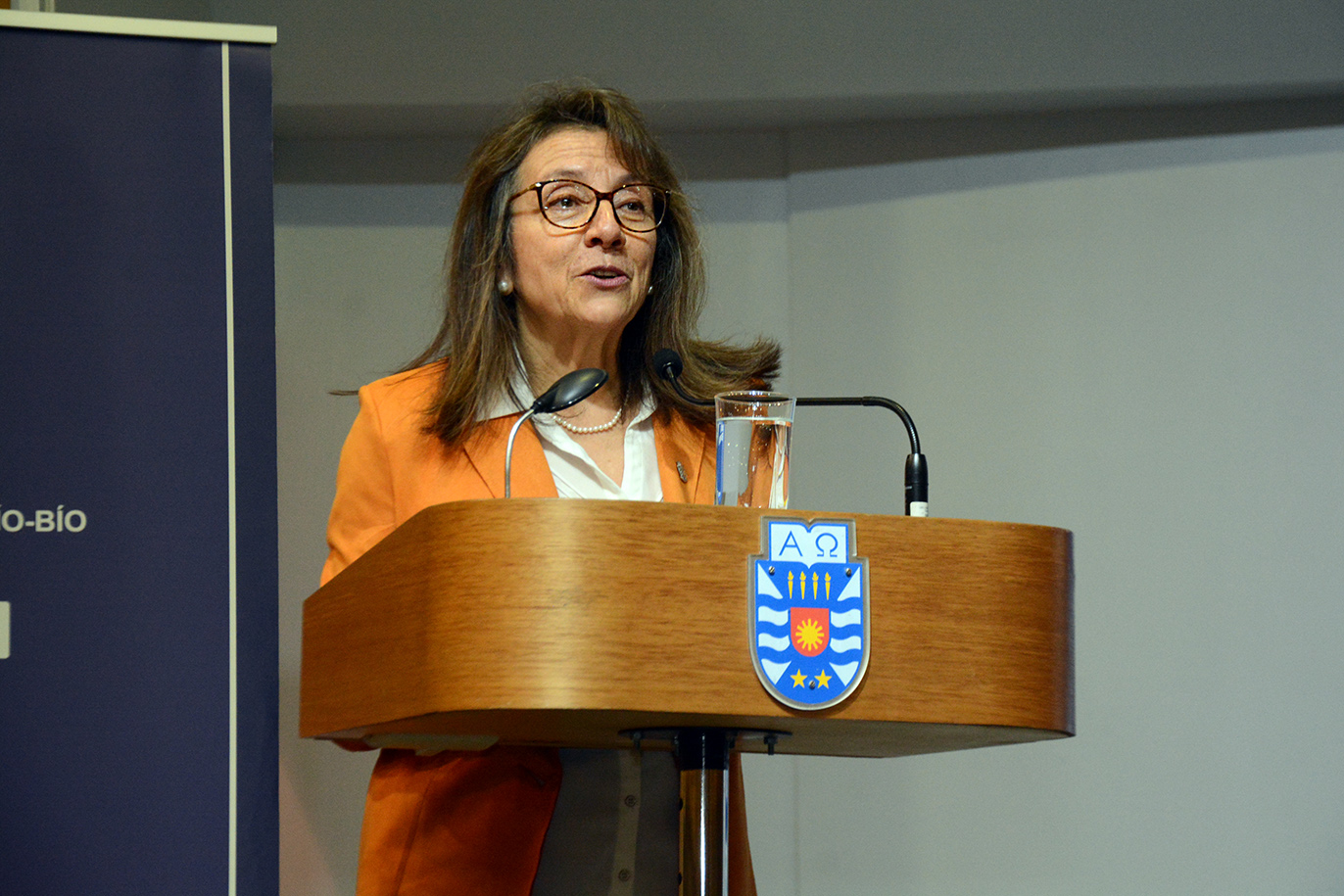 En cuenta pública: Decana Elizabeth Grandón dio a conocer avances de la Facultad de Ciencias ...