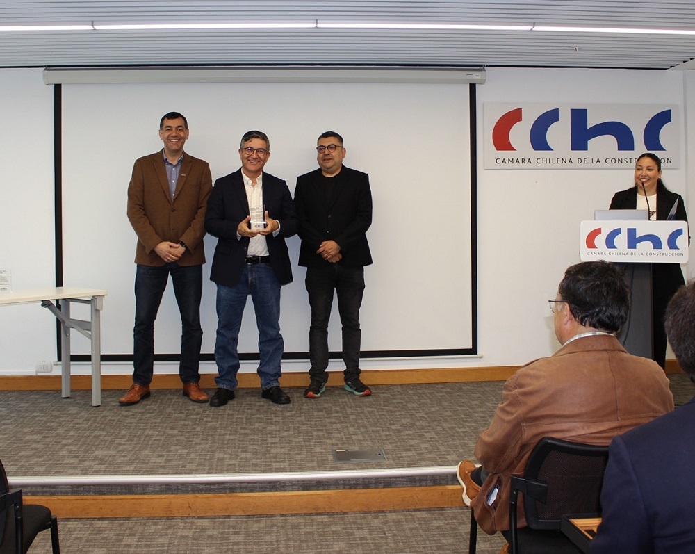 Investigadores del CITEC-UBB reciben Premio a la Innovación de la CChC ...