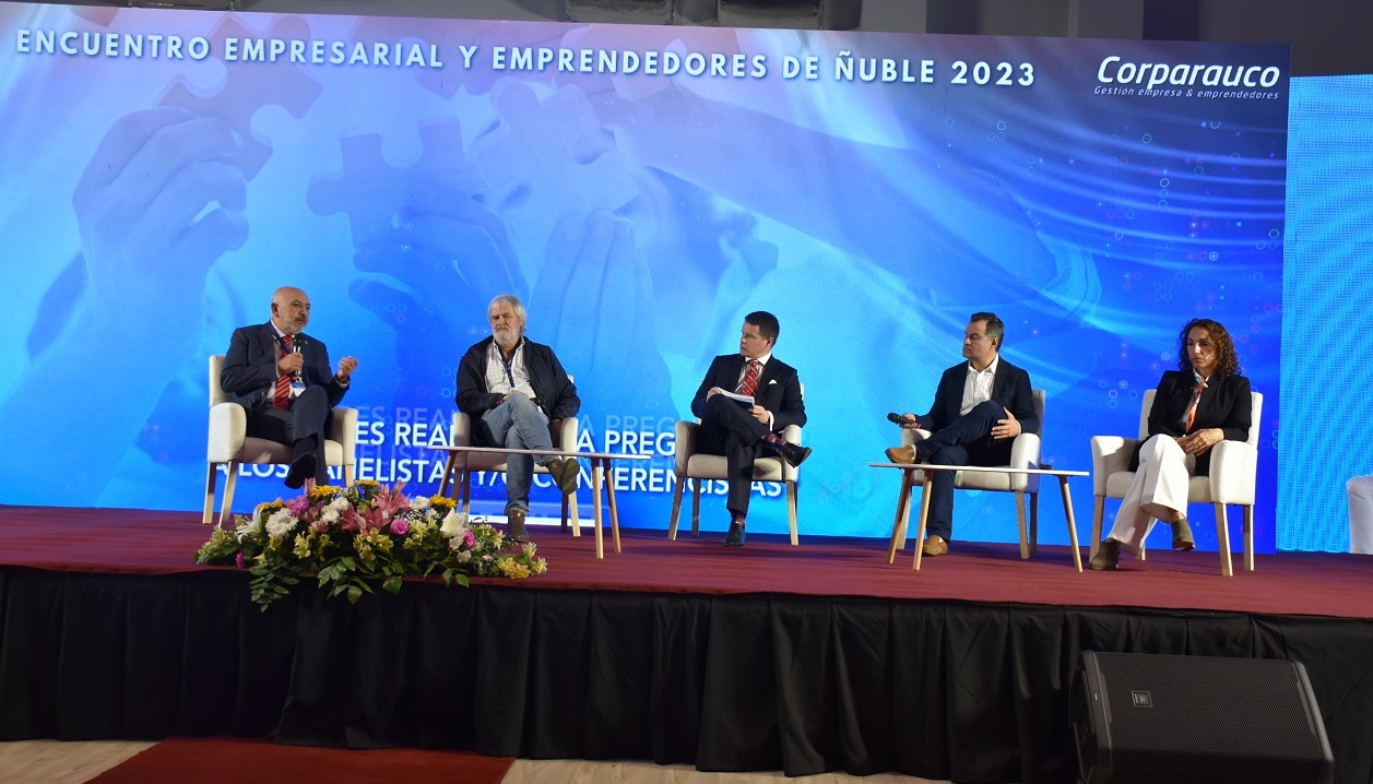 Rector UBB destacó rol de la Universidad en ecosistemas de ...